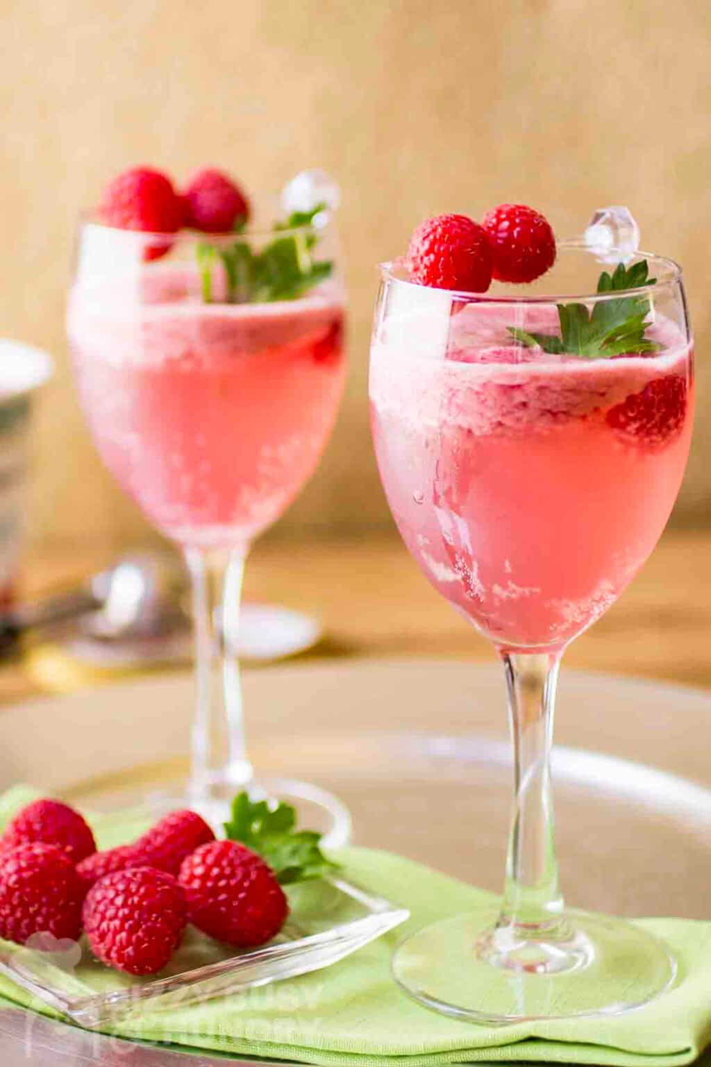 3 Ingredient Easy Raspberry Spritz Cocktail - Dizzy Busy and Hungry!